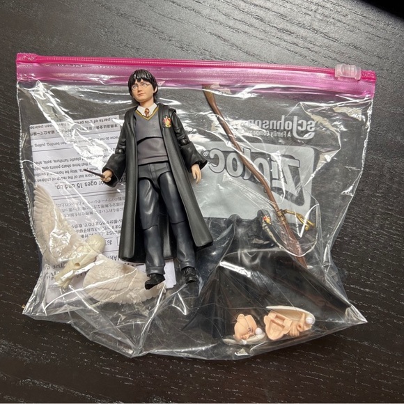 Warner Bros. | Toys | Shf Harry Potter Action Figure | Poshmark